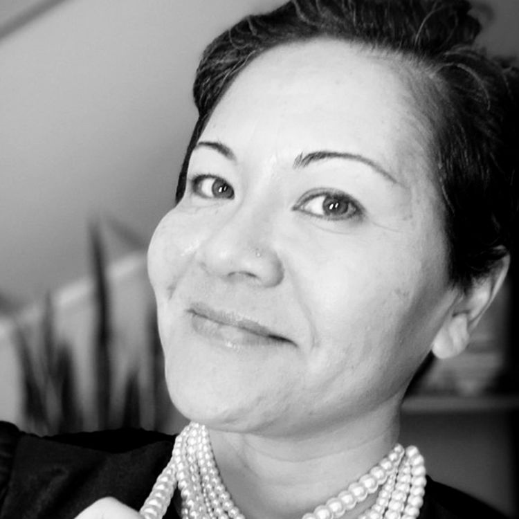 Chronic Pain in Women: Everything You Need To Know